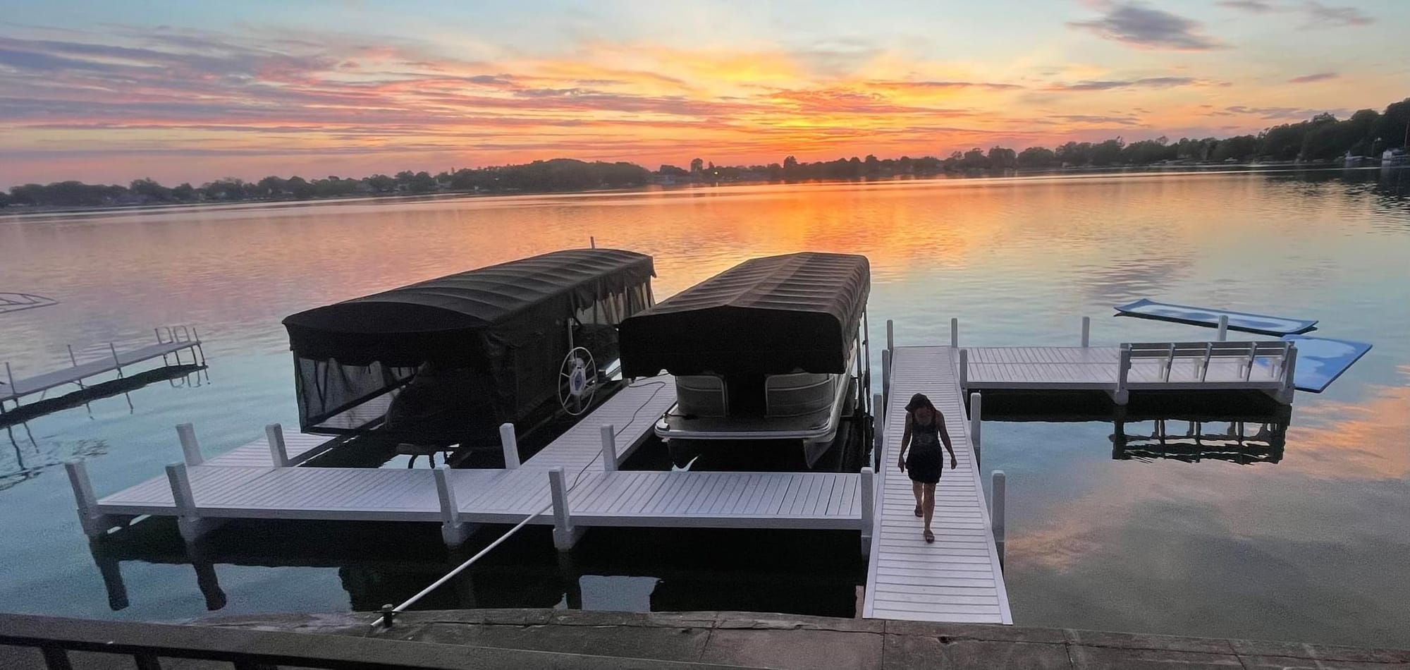 Midwest Marine & Barge - Quality Pier Installation/Removal Service ...